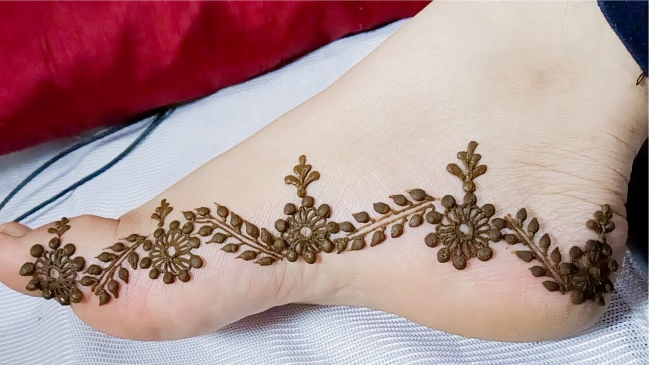 New Style Floral Bail Feet Mehndi Design 2018 | Feet \Foot Mehndi ...