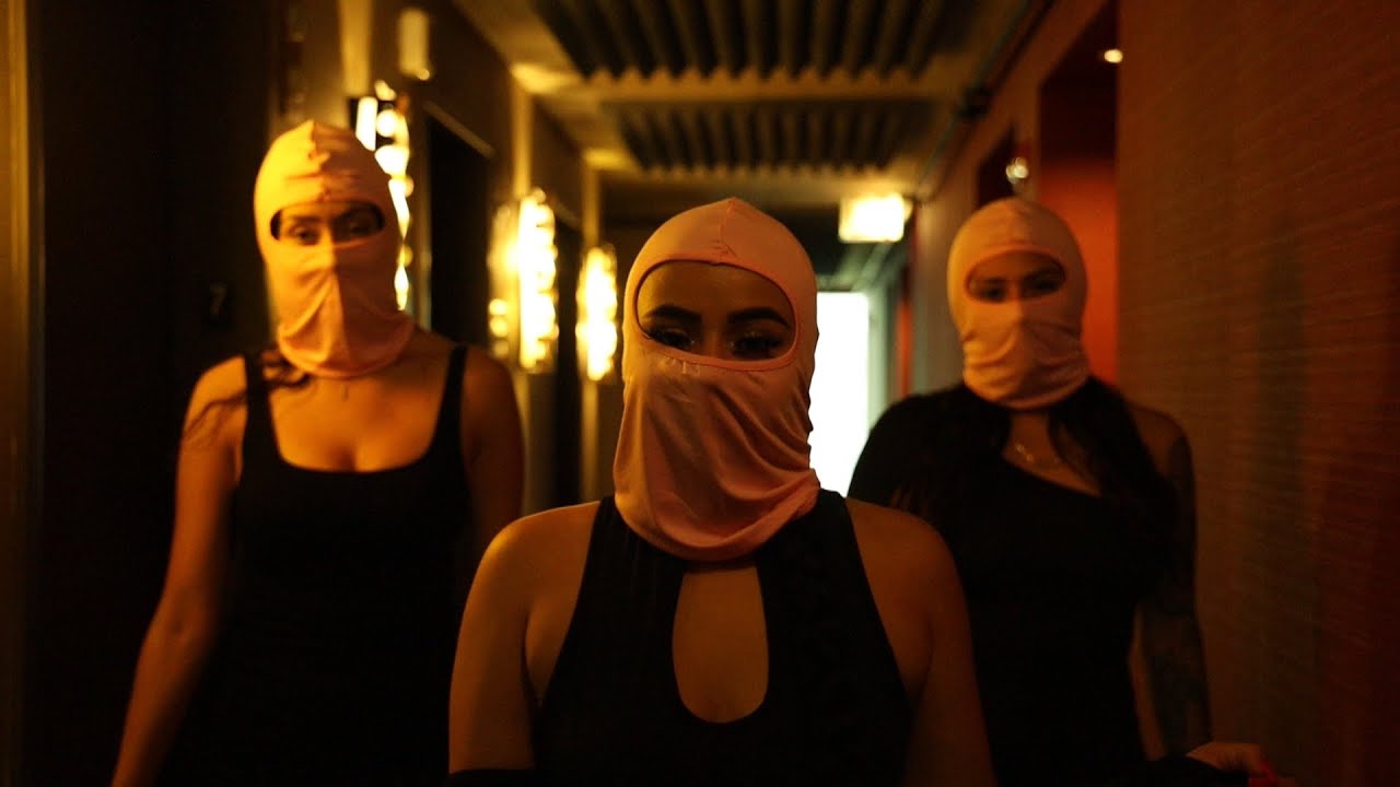Bibi Da King - BROOMIN [Official Music Video] - YouTube