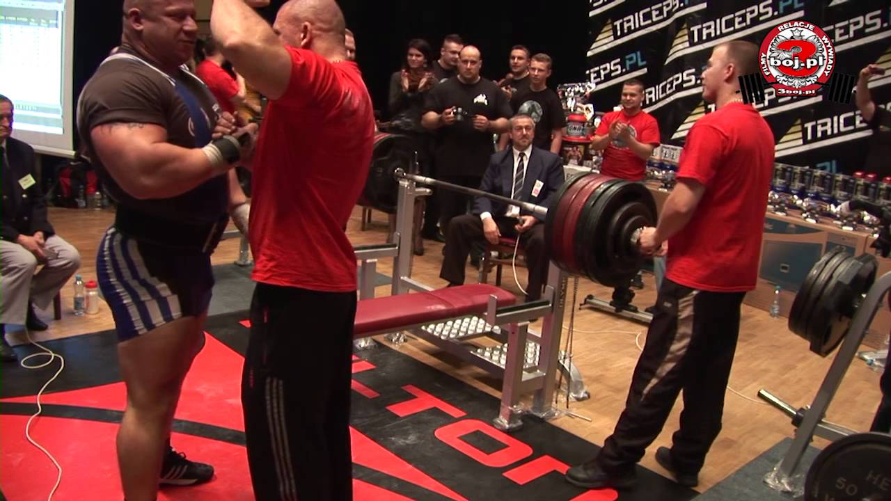 LASZLO MESZAROS 300KG RAW Bench Press - YouTube
