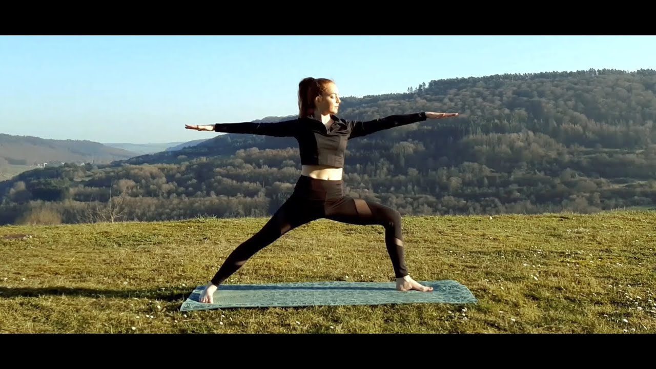 10 min Yogilates Workout 🔥 full body stretch, strengthen & tone to feel ...