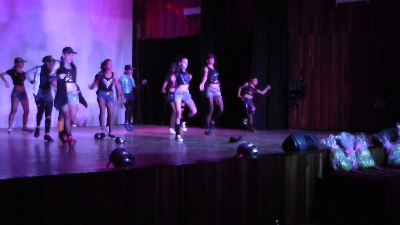 Camila Rondon en el Reinado. Openig - YouTube