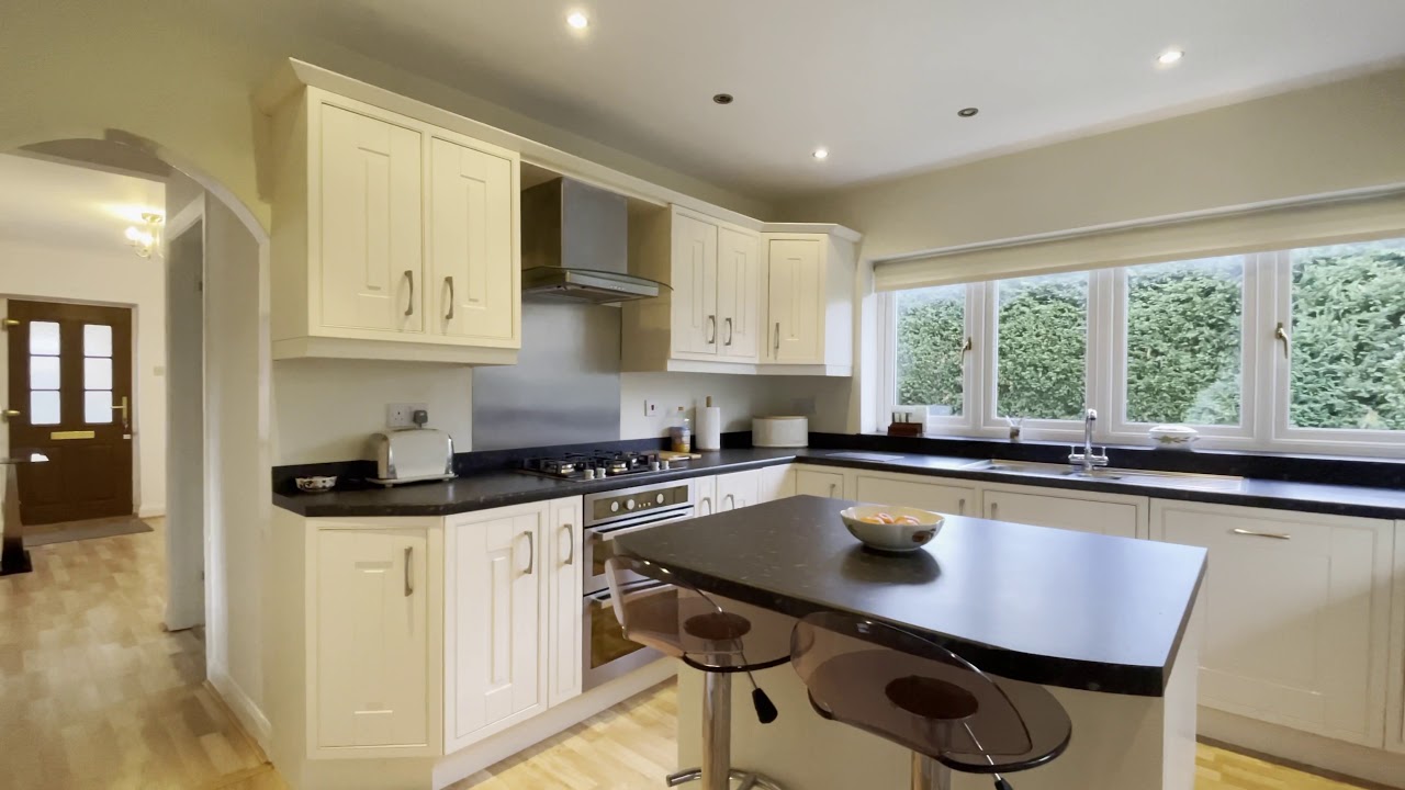 Carlton Croft, Sandal, Wakefield - Virtual Tour - YouTube