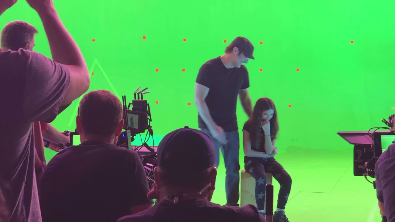 YaYa Gosselin crying on set | We Can Be Heroes Netflix Part 2 - YouTube