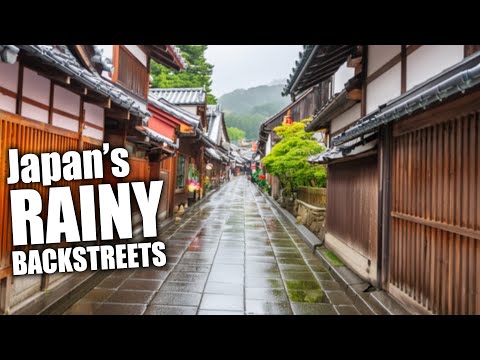 Exploring Retro Japan Backstreets in the Rain -- @TokyoLens
