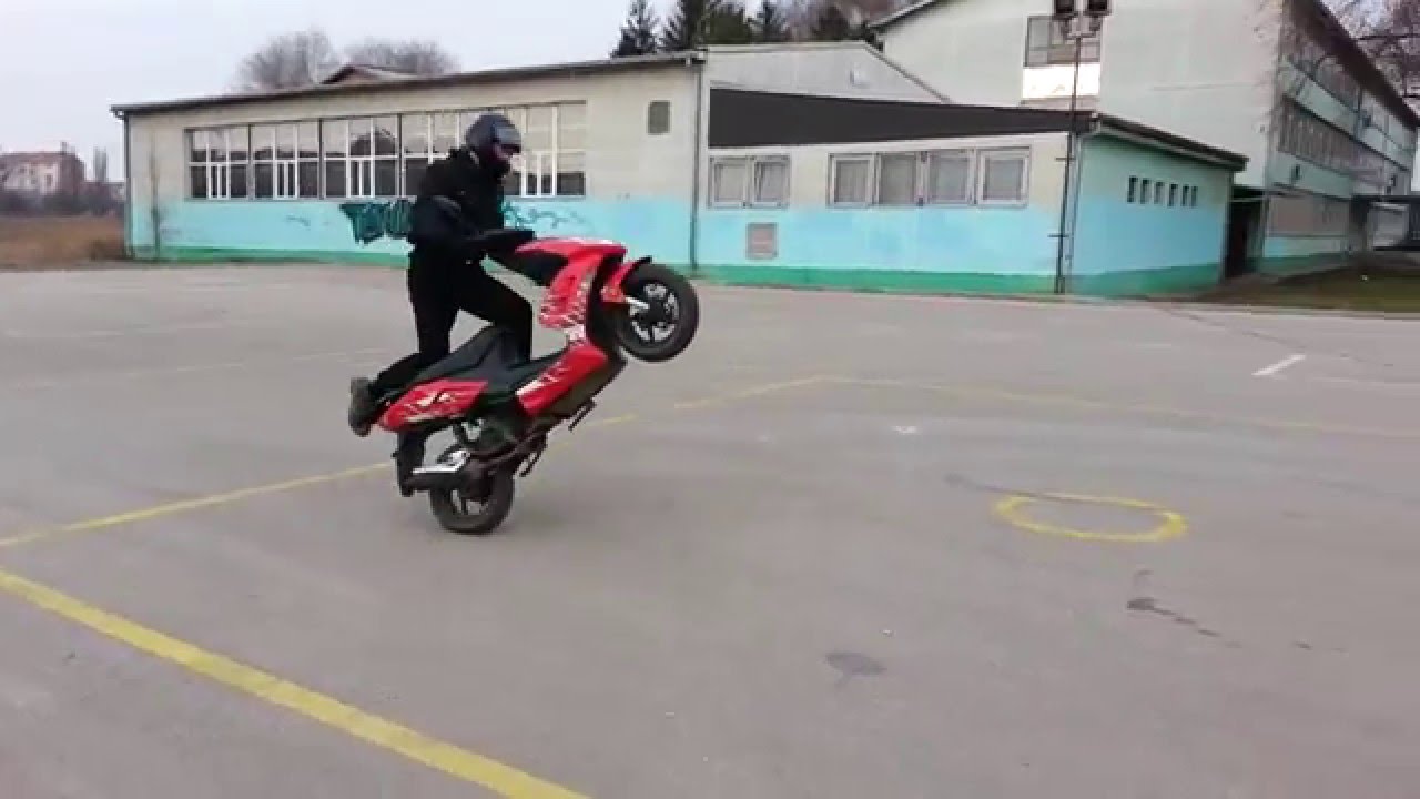 Sprint Hawk 49 Circle - YouTube