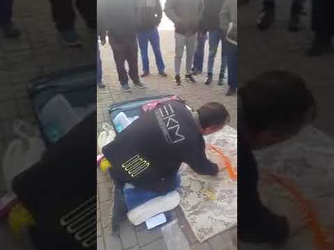 Bursa'da Seyyar Satıcının Adamı Hipnoz Eden Aşırı Etkili Ürün Tanıtımı