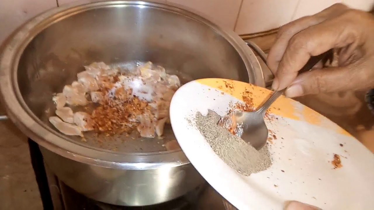 Chicken vegetable roll |Mrs Zaman Kitchen - YouTube