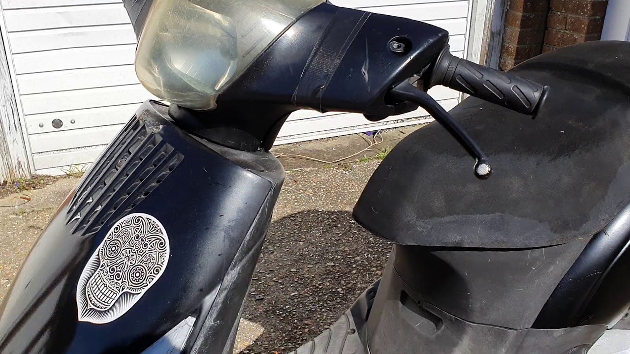 Piaggio Zip 100cc 4st - YouTube