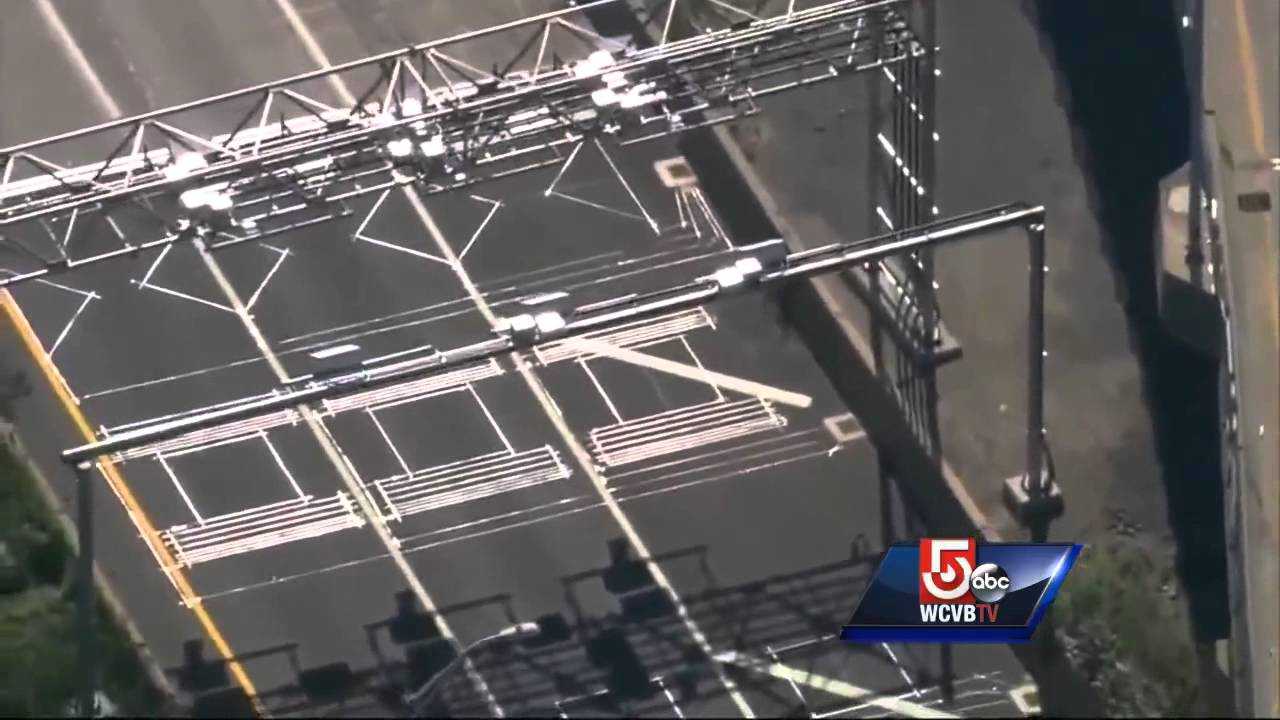 EZ Pass tags exposing drivers to ID theft? - YouTube