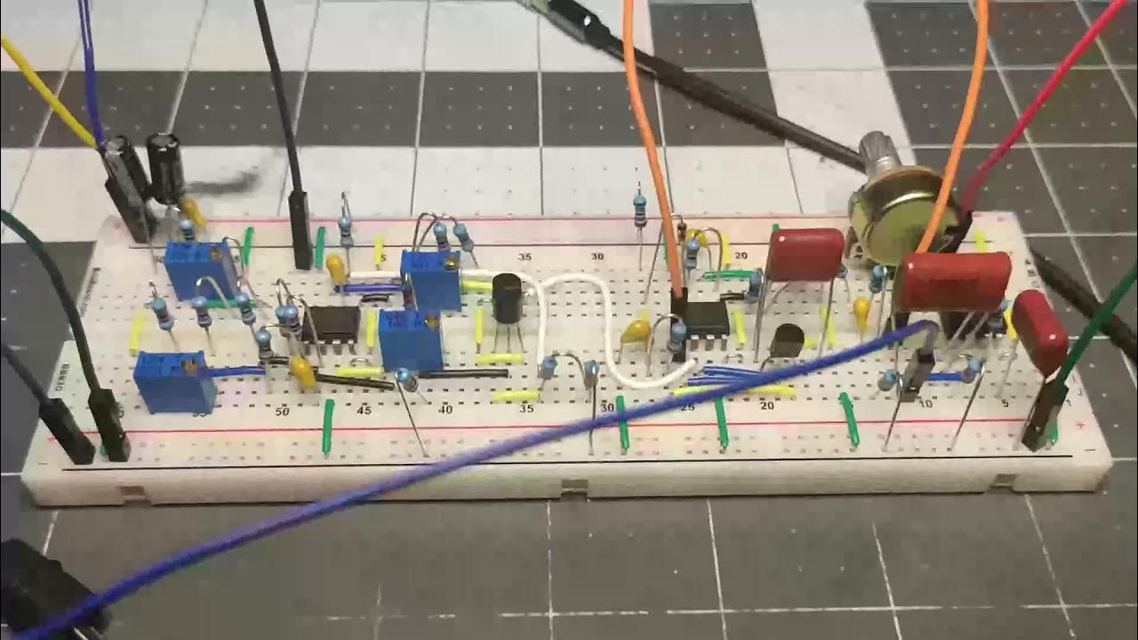 Breadboard #1 - VCO (Voltage Controlled Oscillator) - YouTube
