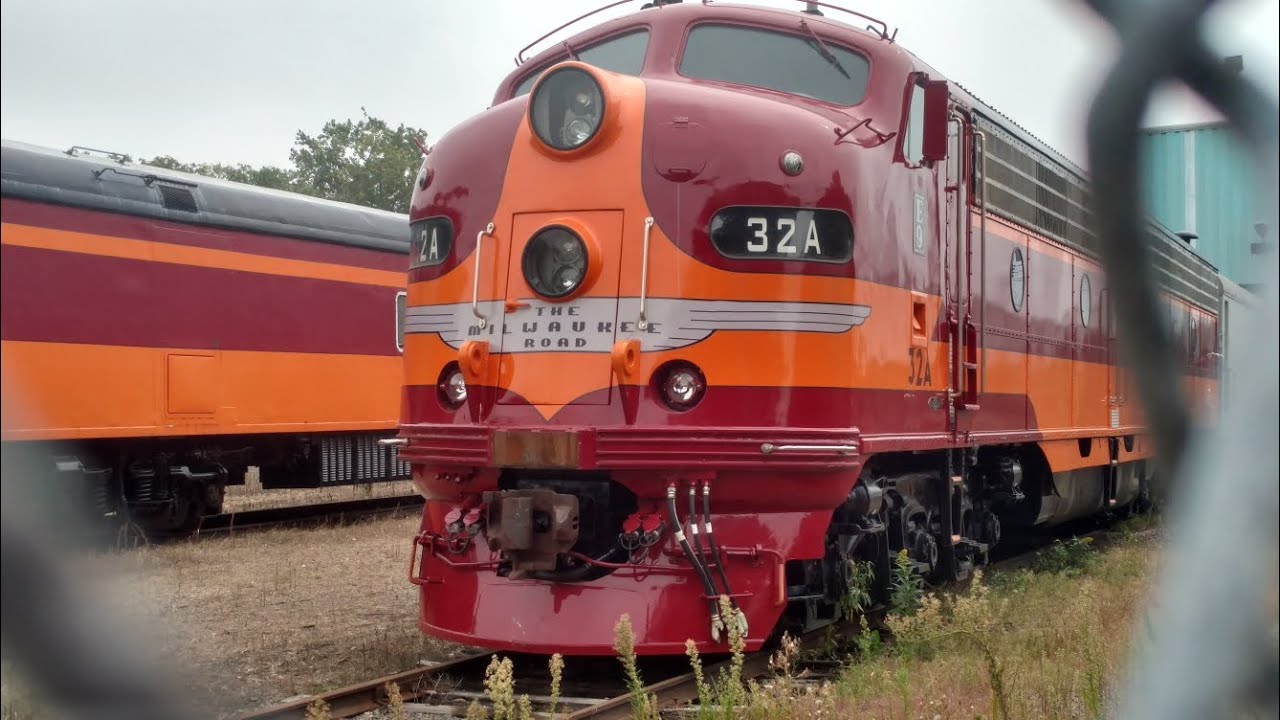 Milwaukee Road 32A EMD E9 From 1961 Owned by Friends of the 261 # ...