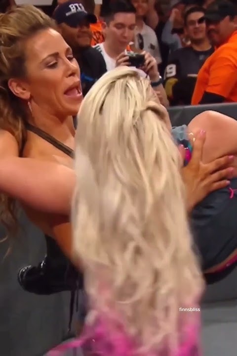 Wwe Mickie James Lift And Carry Alexa Bliss Liftcarrychallenge Youtube