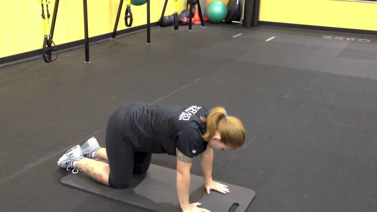 Dynamic Warmup - Scap / Retract Pushup (Upper body) - YouTube