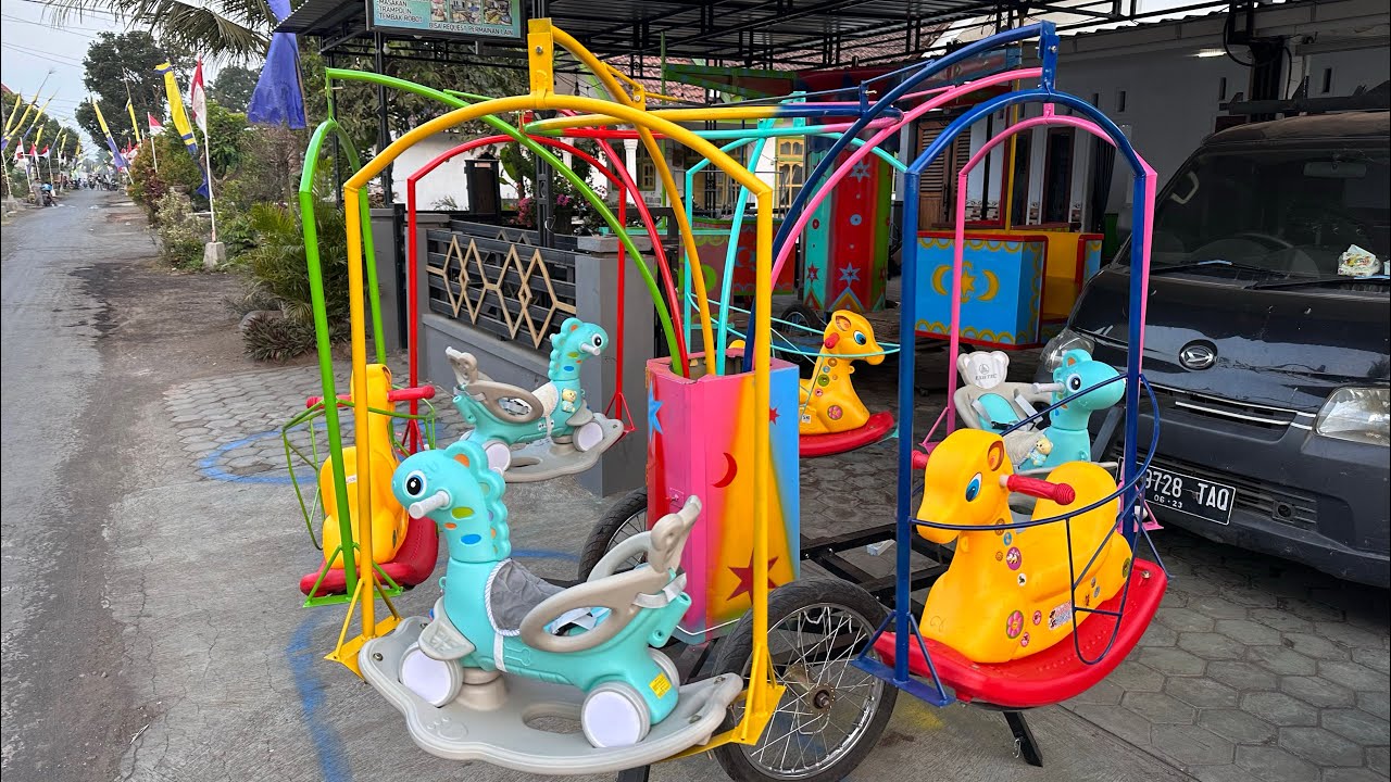 Permainan pasar malam / komedi putar gantung / mainan rental / usaha ...