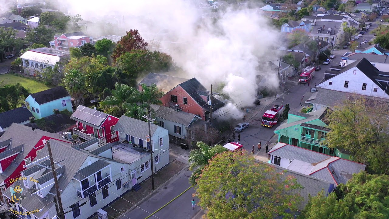 House fire 4K - YouTube
