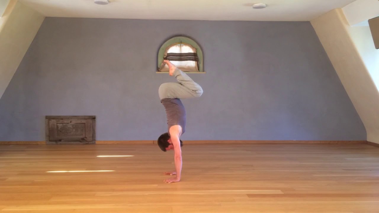 14 Tage Handstand Challenge #2 - YouTube