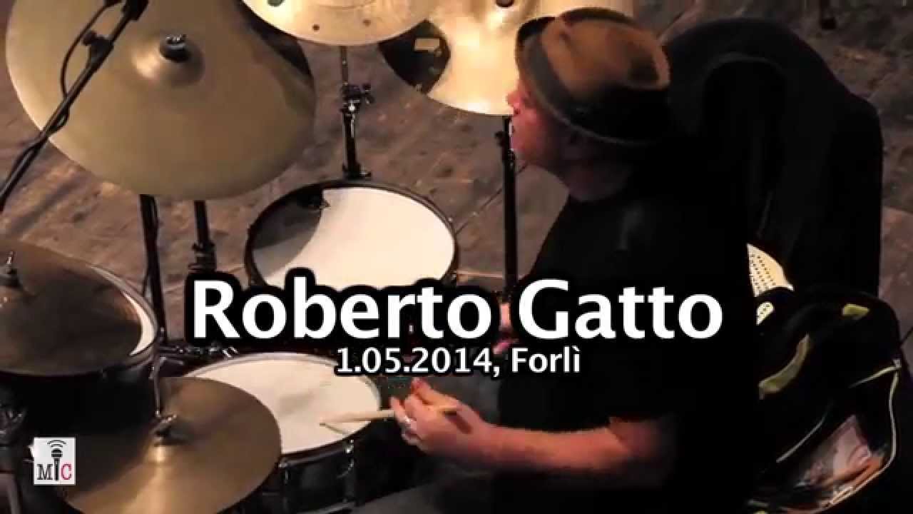 Roberto Gatto solo drums - gfg - YouTube