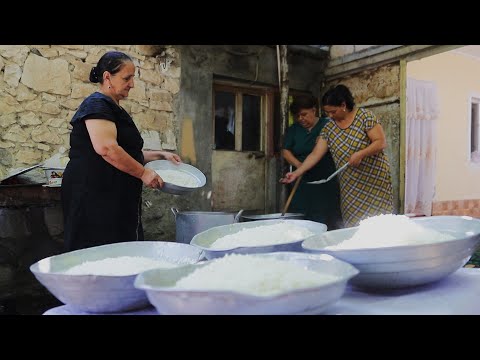 Kayınvalidem ve Halam babama Ehsan için 15 litre Dovga ve 7kg Gadabay Pilavı hazırladı