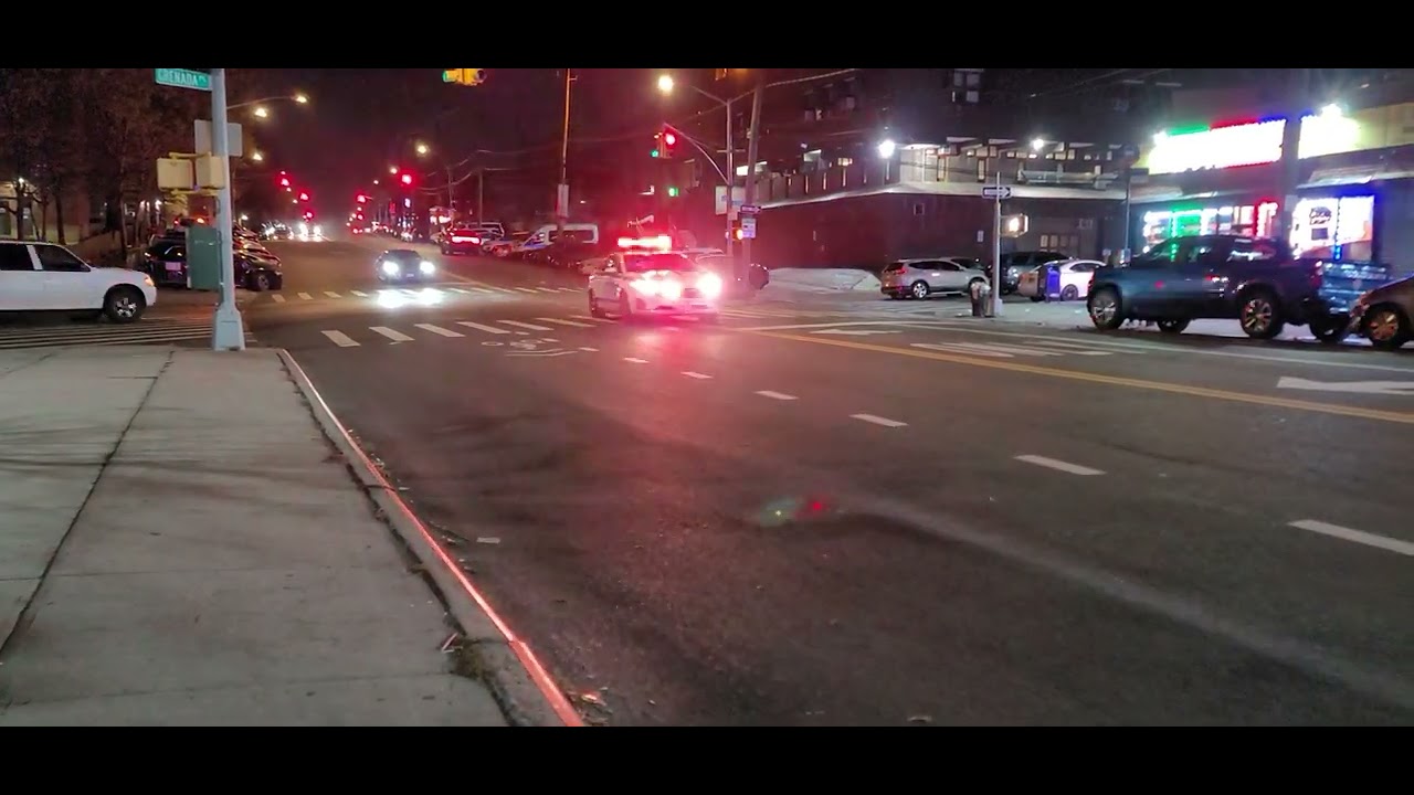 NYPD 47TH PCT Responding On Laconia Ave In Edenwald, The Bronx, New ...