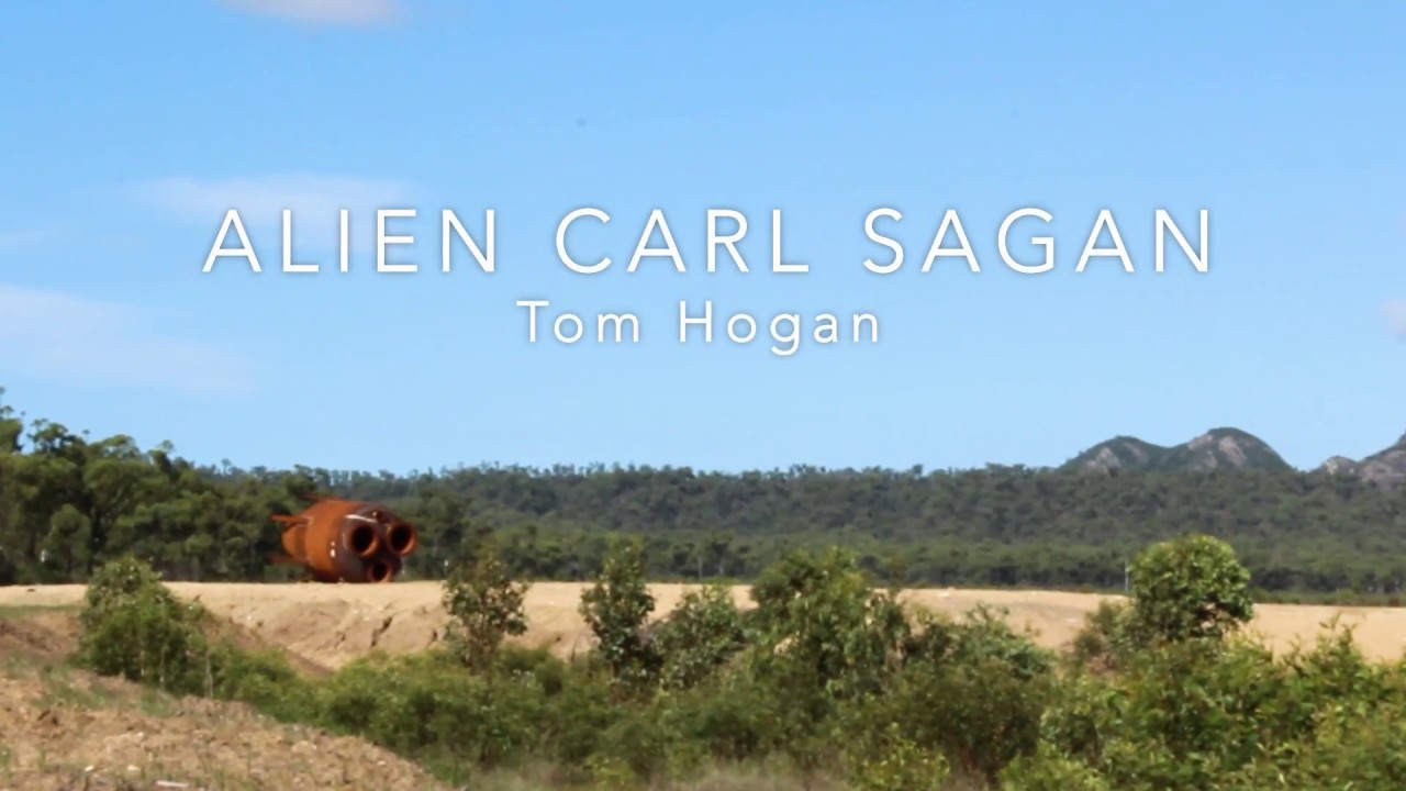 Alien Carl Sagan | Tom Hogan | Teaser - YouTube