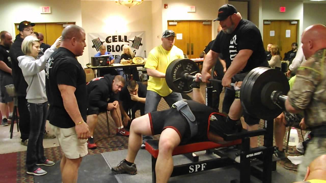 Curt Porter Cell Block Gym 700lb Bench press iron Man 2014 - YouTube