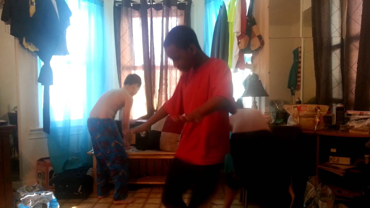 The boys Harlem Shake - YouTube