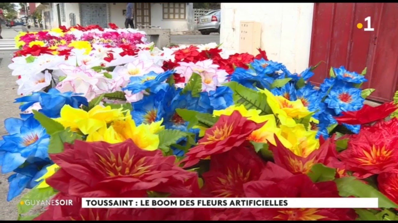 Toussaint : le boom des fleurs artificielles - YouTube