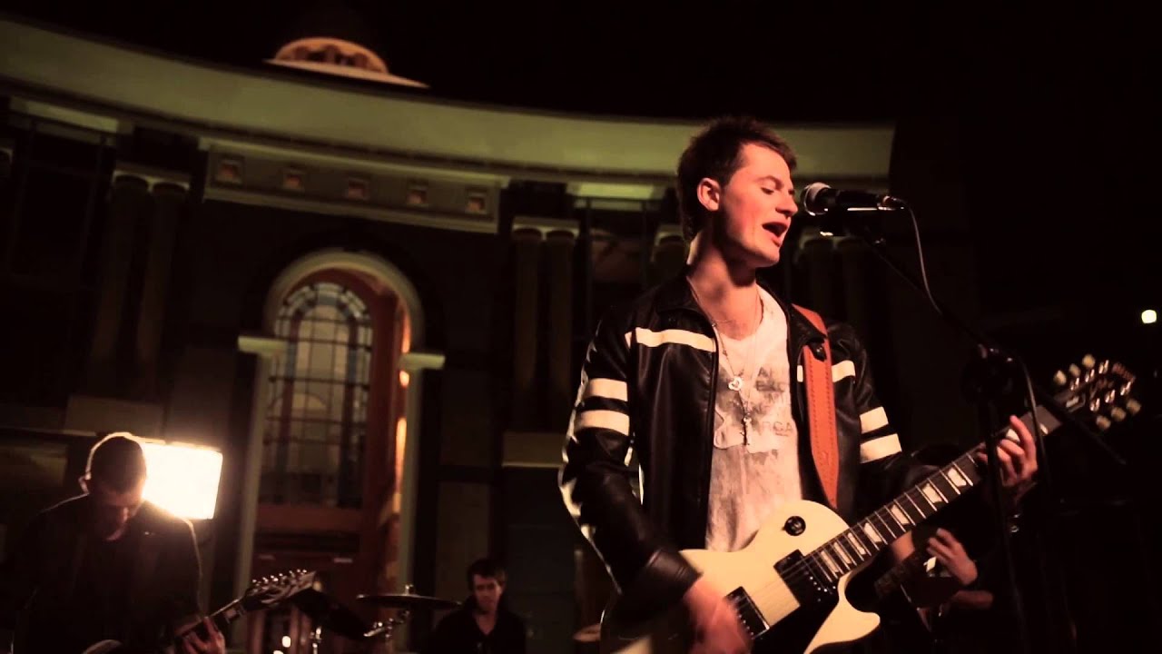 JORDAN DARROW - run away with me - OFFICIAL VIDEO - HD. - YouTube