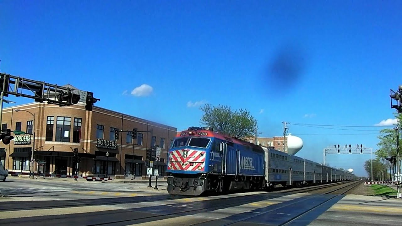 Metra 186 West - LaGrange, IL - YouTube