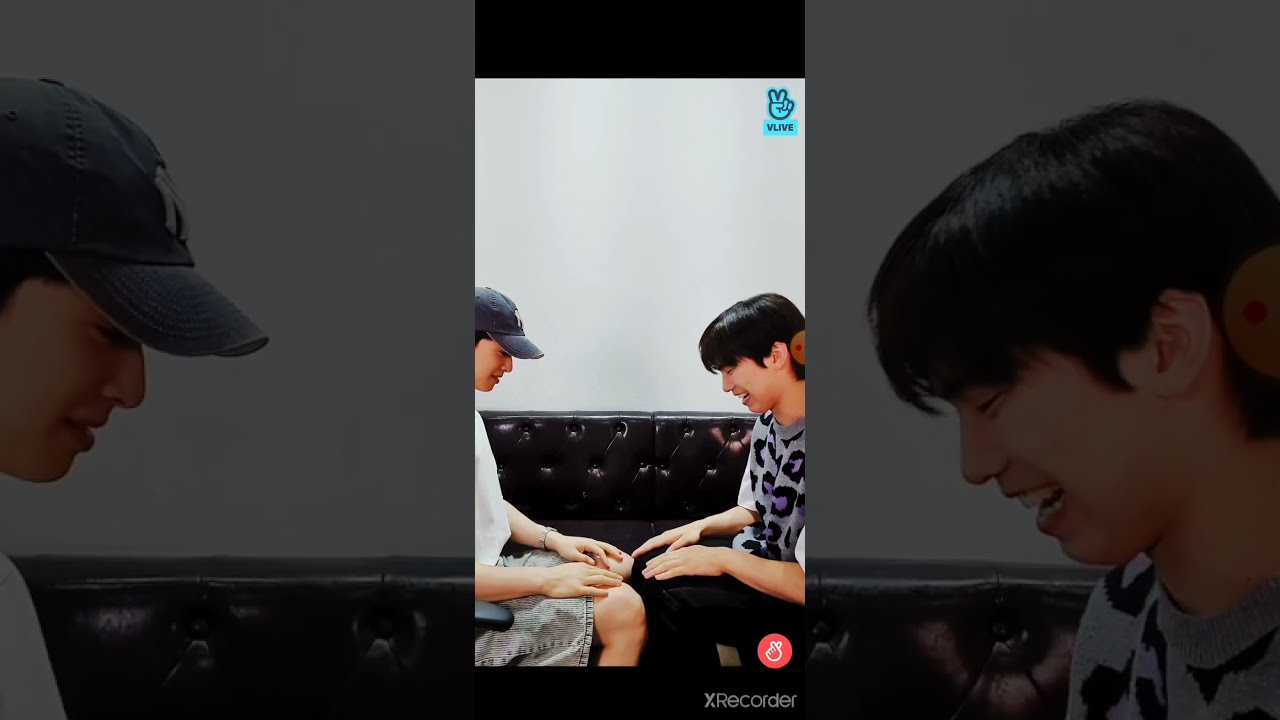 Astro Eng Sub.. Chaky Vlive.. ChaEunWoo Rocky play time😀 - YouTube