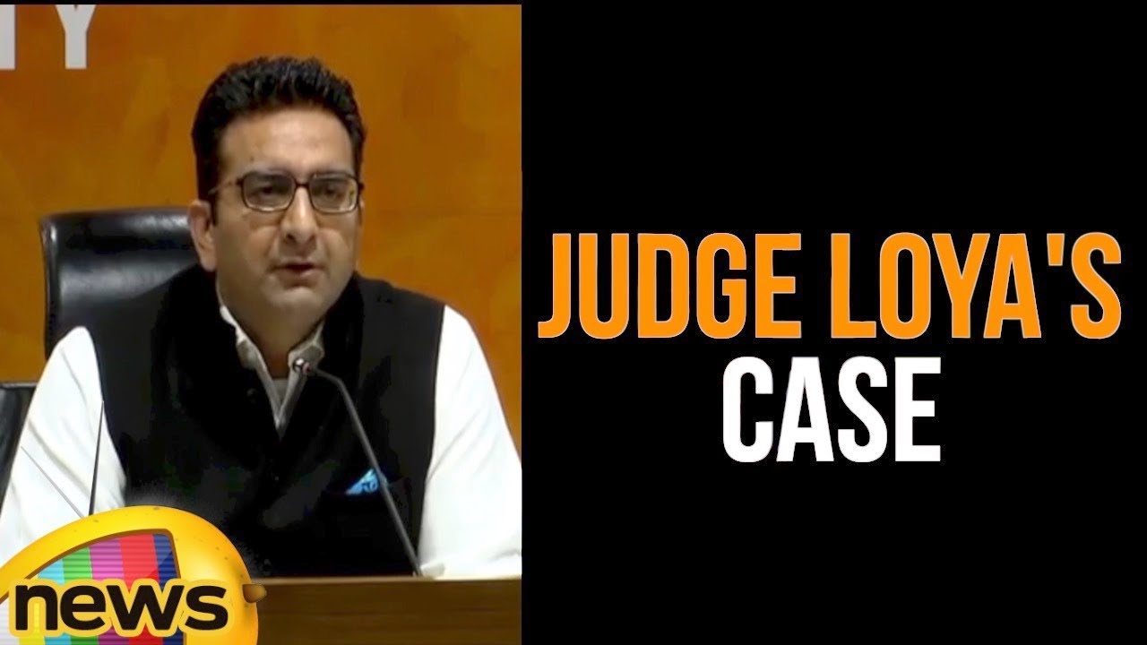 Gaurav Bhatia Making A Statement To Press | Judge Loya Case | Mango ...