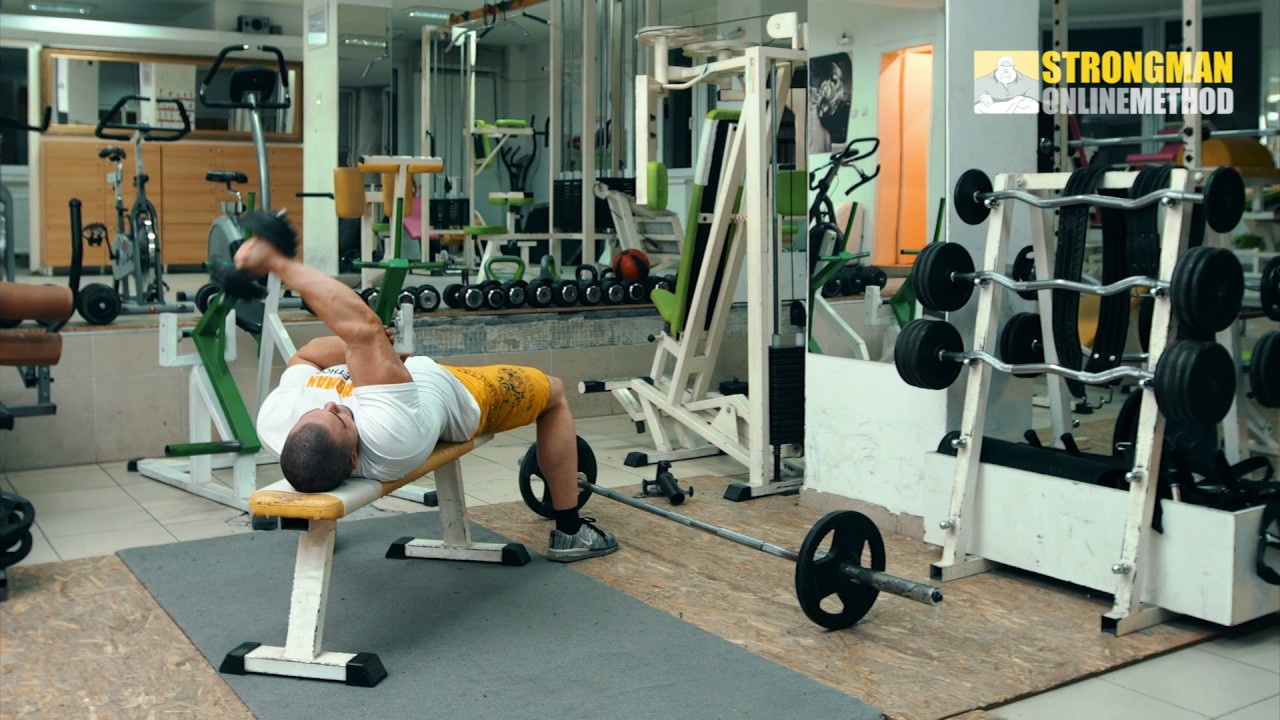 Cross-Body Tricep Extension - YouTube