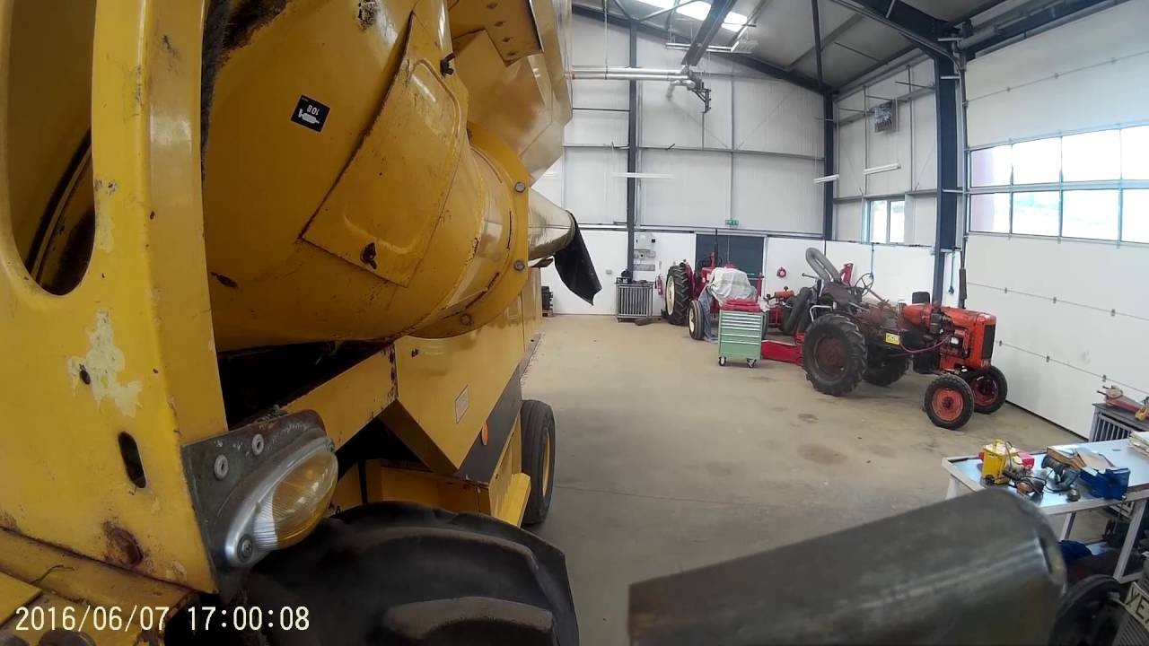 How to operate a TX34 New Holland combine - YouTube
