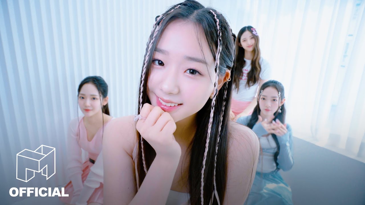 tripleS +(KR)ystal Eyes 'Cherry Talk' (Official Face Cam Ver.) - YouTube