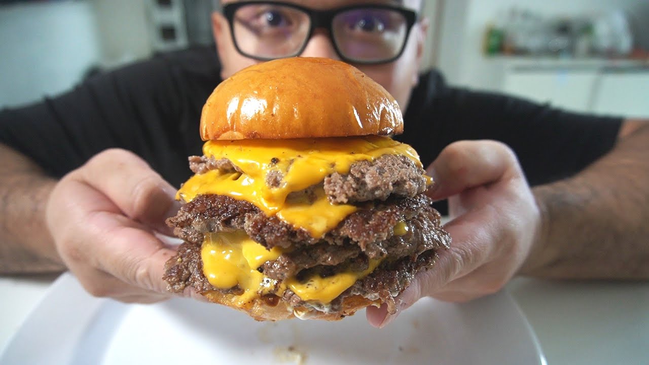 Quadruple SMASH BURGER - YouTube