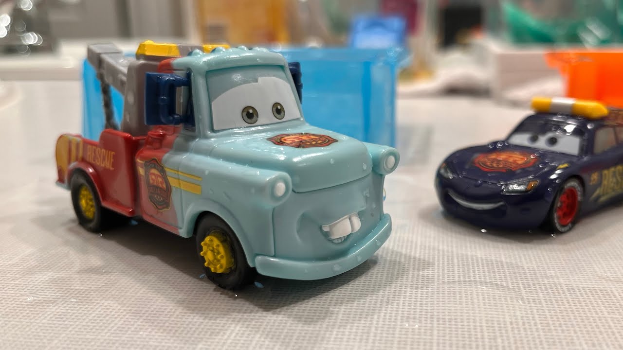 Disney Pixar Cars Color Changer Race and Rescue Mater Review - YouTube