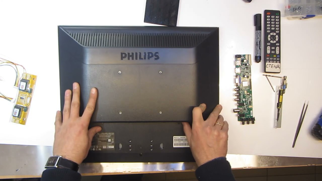 Превращение монитора Philips 190s в телевизор - YouTube