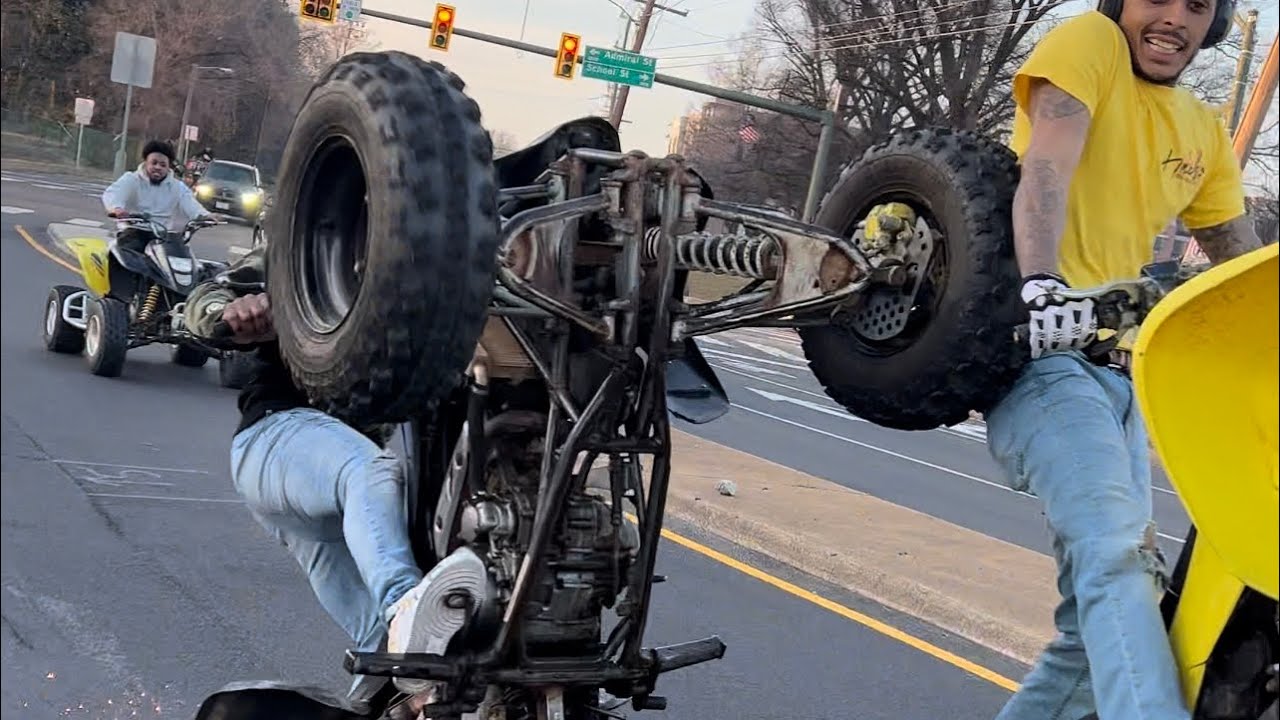 Atv crashes into each other 🫣😱‼️ Did they fall? 👀🤷🏽‍♂️ - YouTube