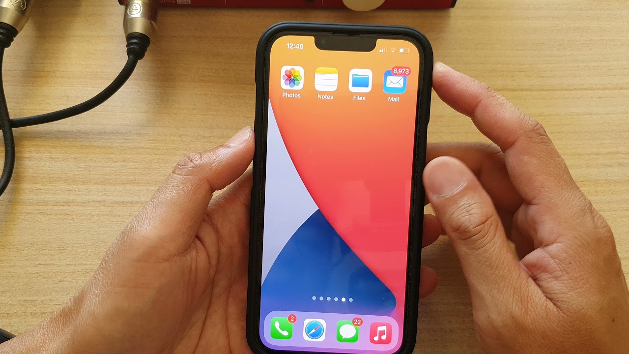 iPhone 13/iOS 15: How to Create a Rich HTML Email Signature - YouTube
