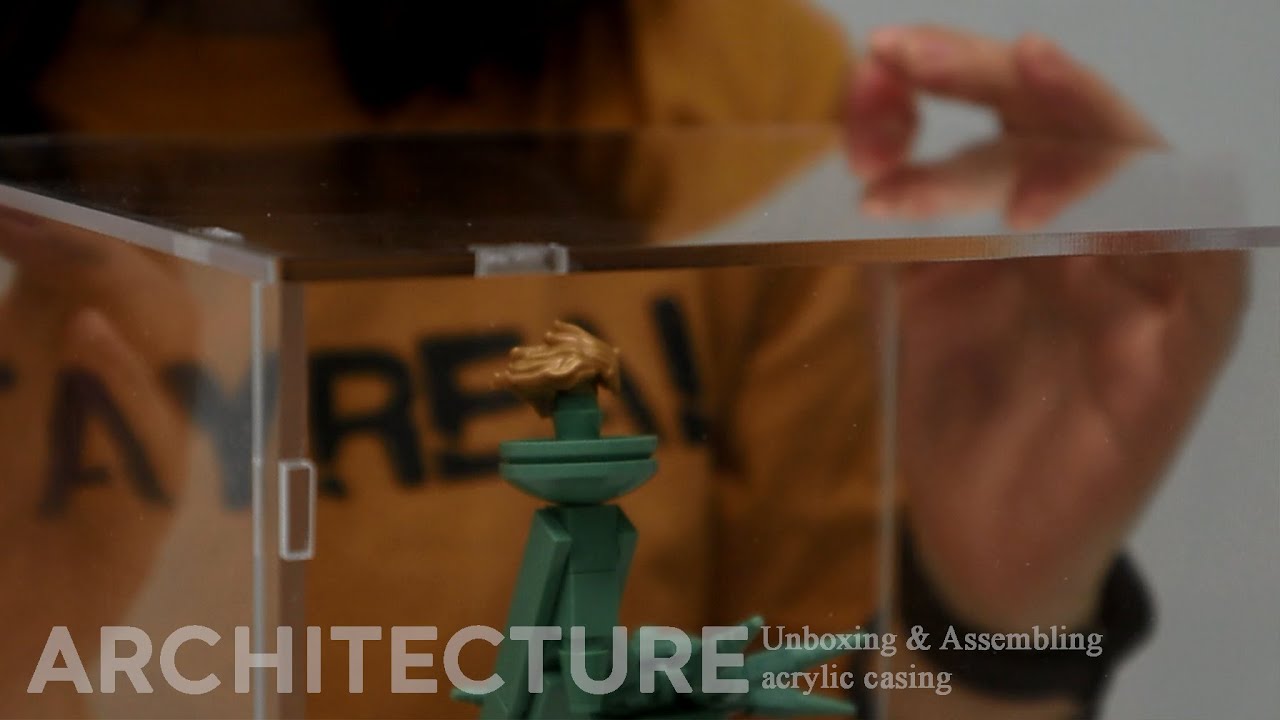 BEST way to showcase your LEGO set! Unboxing & Assembling Acrylic Case ...