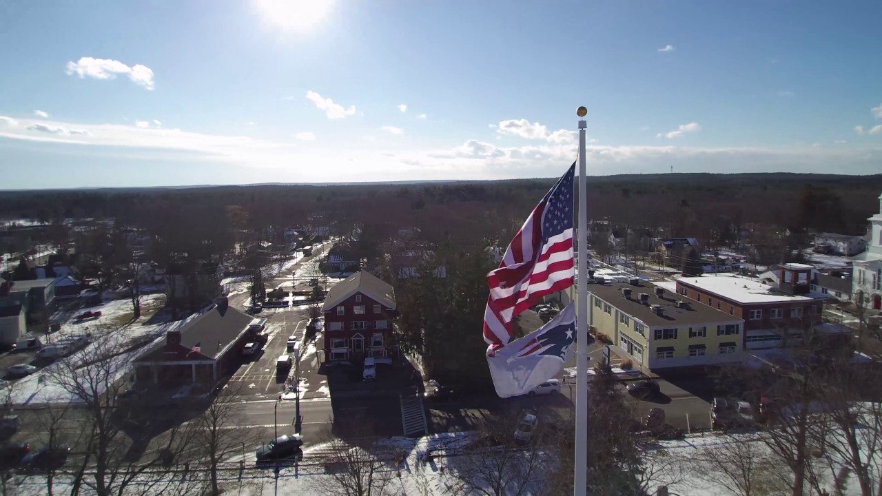 Patriots Flag on Foxborough Common 2/1/17 - YouTube