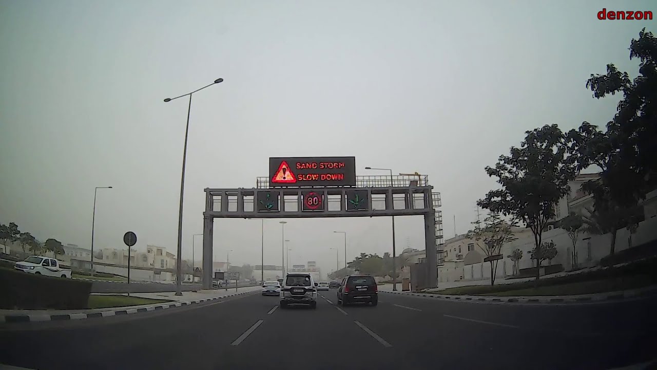 Doha, Qatar: Dense sand storm covers Qatar - YouTube