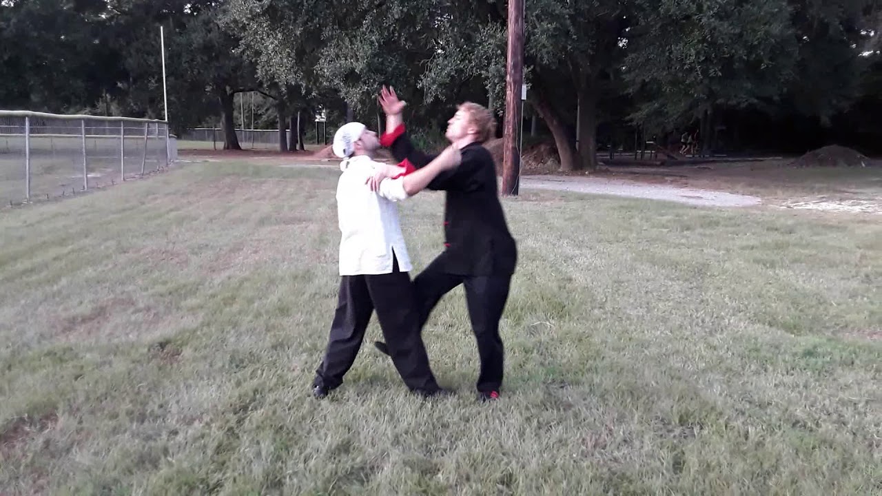 Footwork Progression - Kuntao Silat de Thouars New Orleans - YouTube