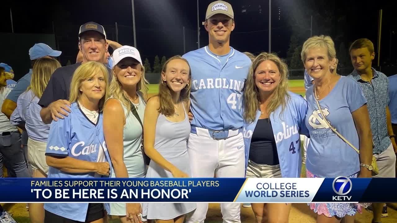 Families Support Their Young Baseball Players - YouTube