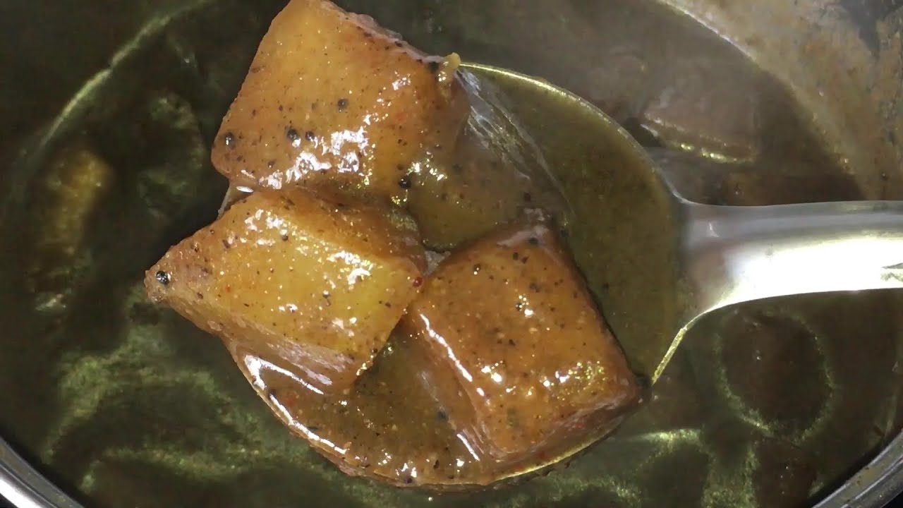 Kuvale Puli Koddel | Sweet & spicy Ash gourd Curry | Konkani Recipe ...