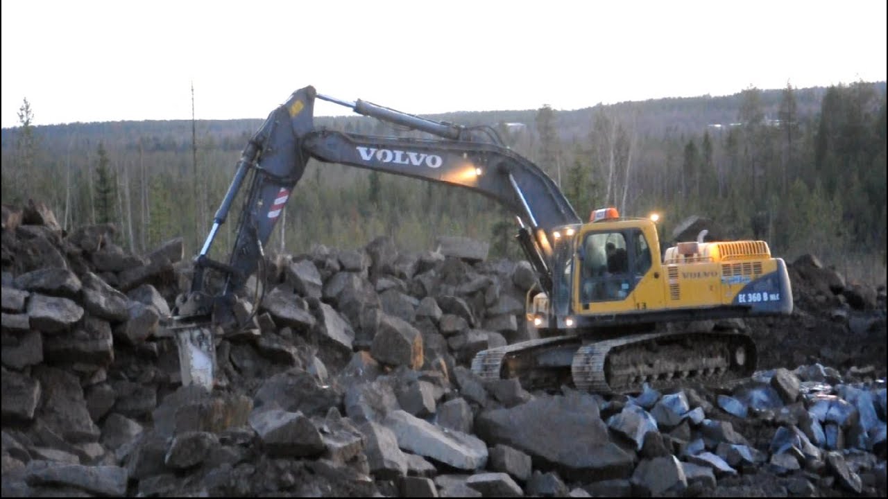 Volvo EC360B NLC - FRD F35 Hydraulic Breaker at evening - YouTube