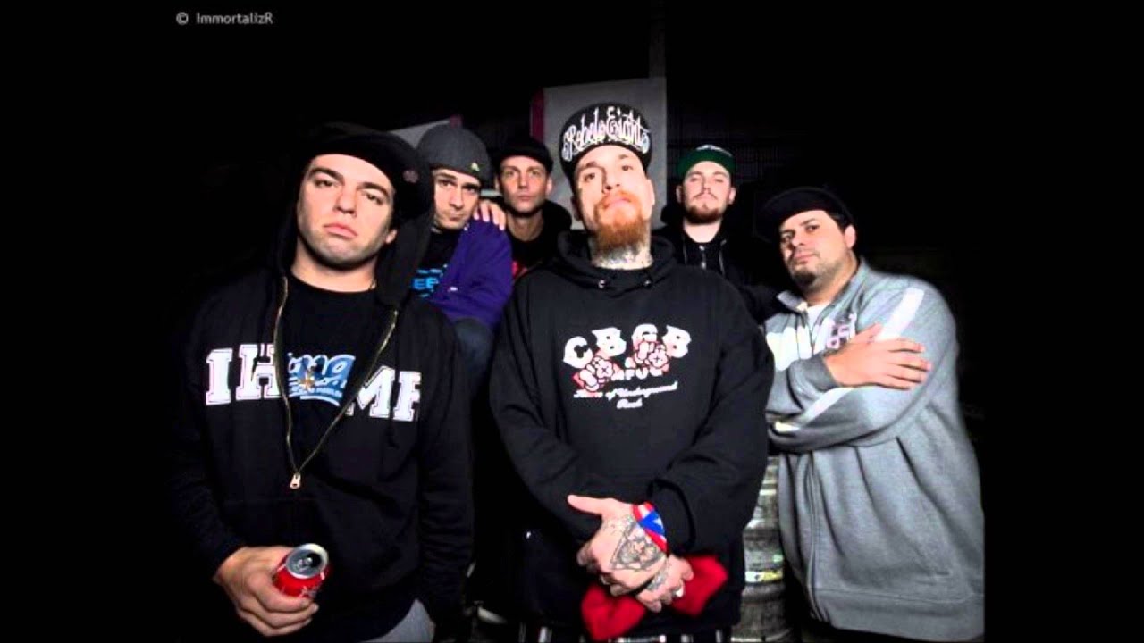 SKARHEAD KINGS AT CRIME SUBTITULADO A ESPAÑOL - YouTube