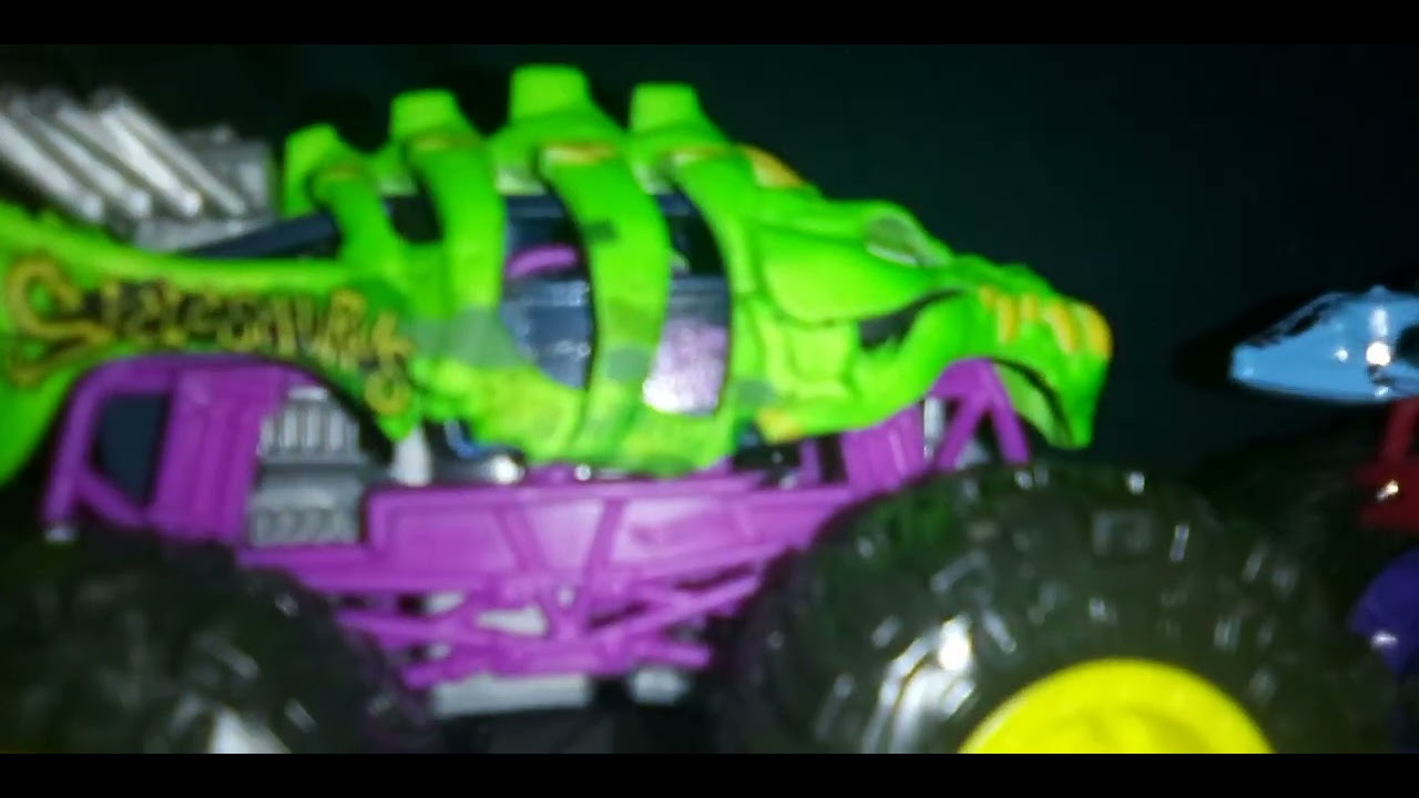 Monster Jam Die-cast Oddities Part 2 - YouTube