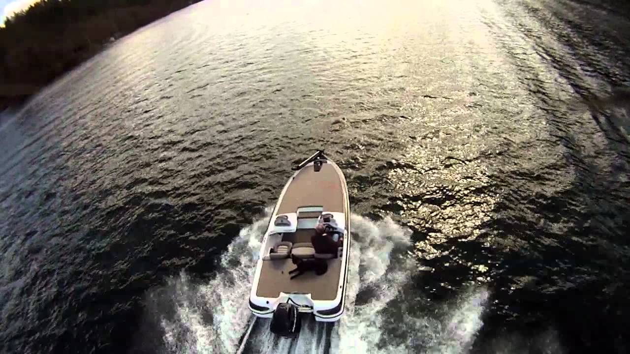 FPV, Chasing boat, Lake Whatcom - YouTube