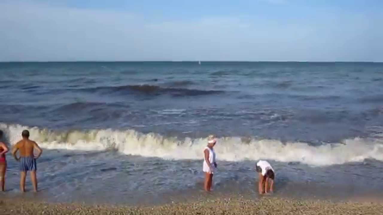 Black Sea Runs High!... (Feodosia, Crimea, the 3d of August 2014) - YouTube